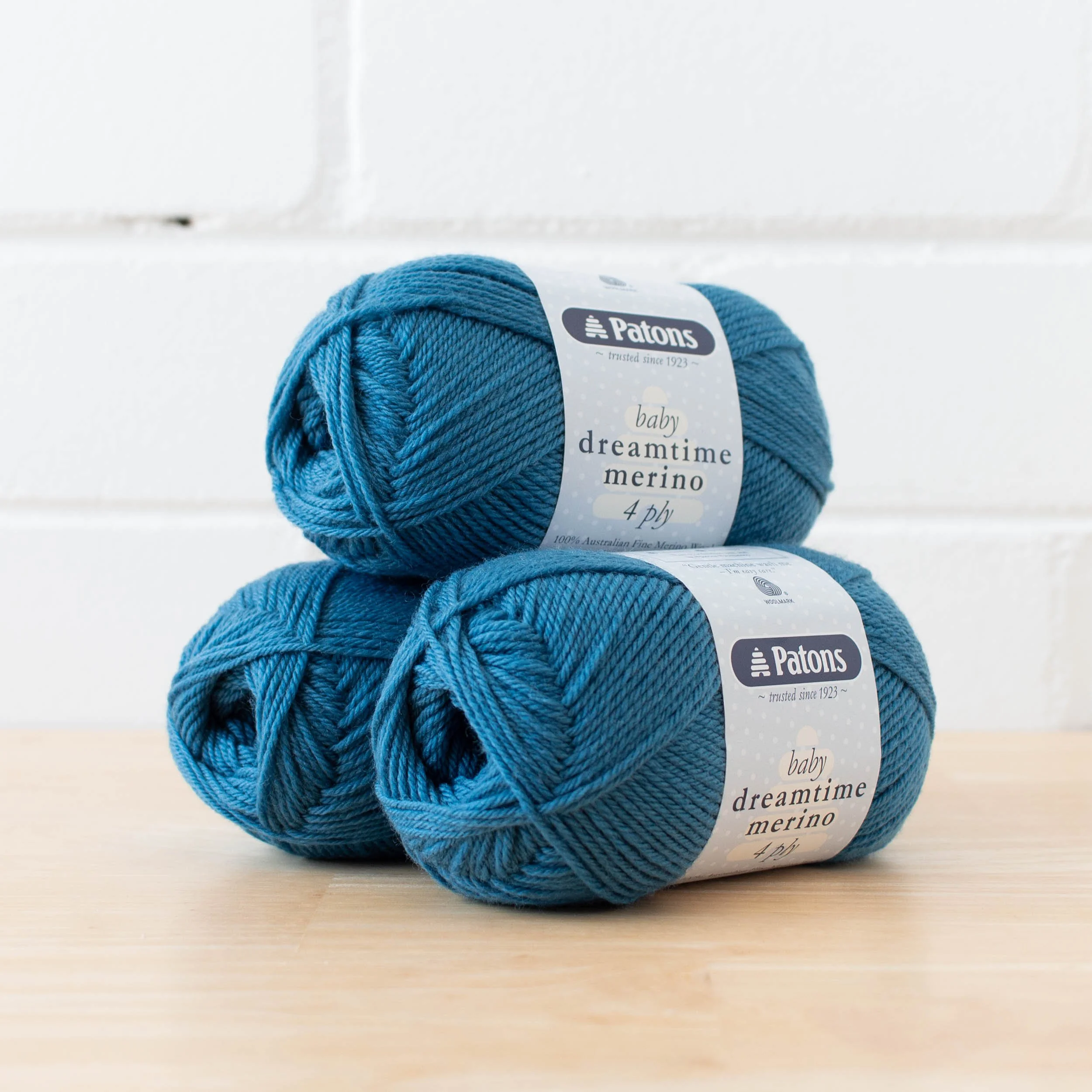 Patons Dreamtime Merino 4 Ply Teal 4976 Loom Spindle